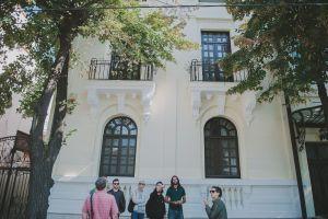 Bucharest Little Paris Tour: Architecture & Old Houses - Romanian Friend